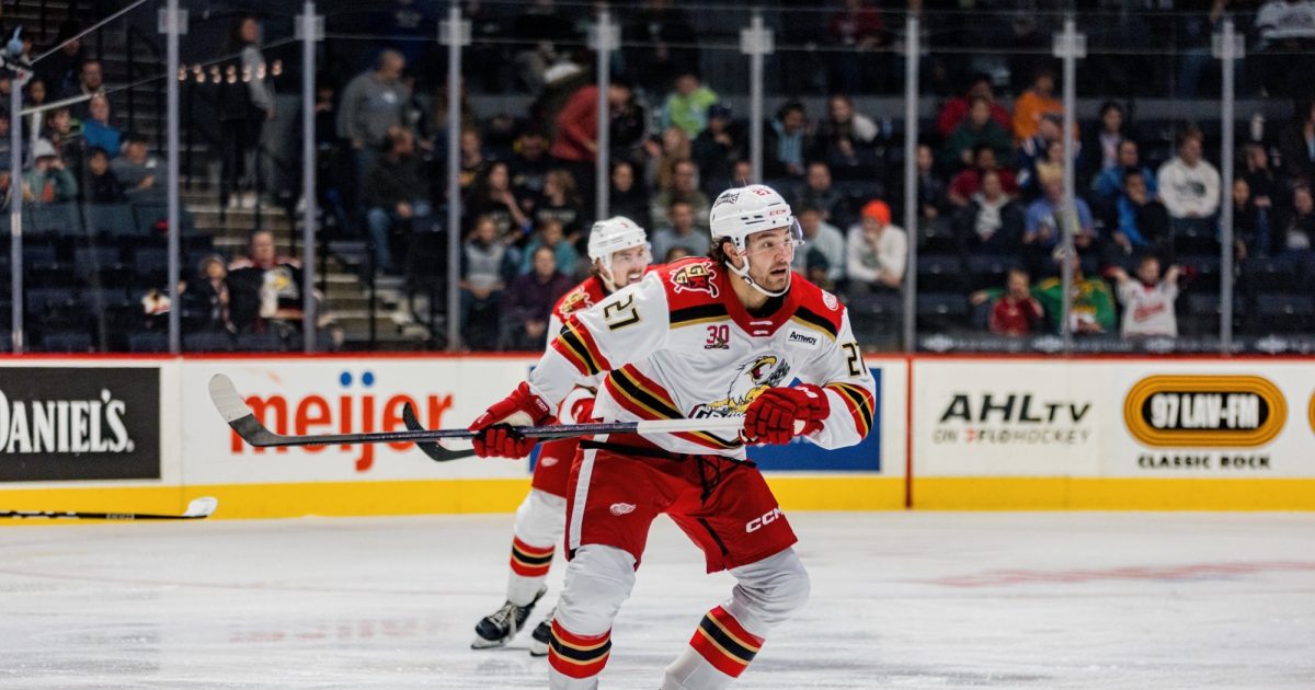Grand Rapids Griffins | Griffins Ink Nolan Moyle to PTO